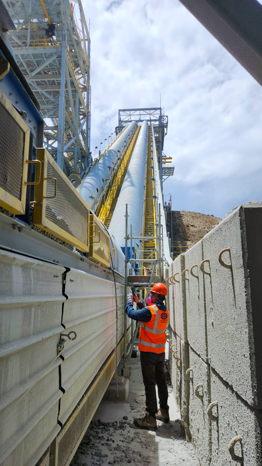 Preparándonos Para El Cambio De Correa De Alta Pendiente en Minera ...