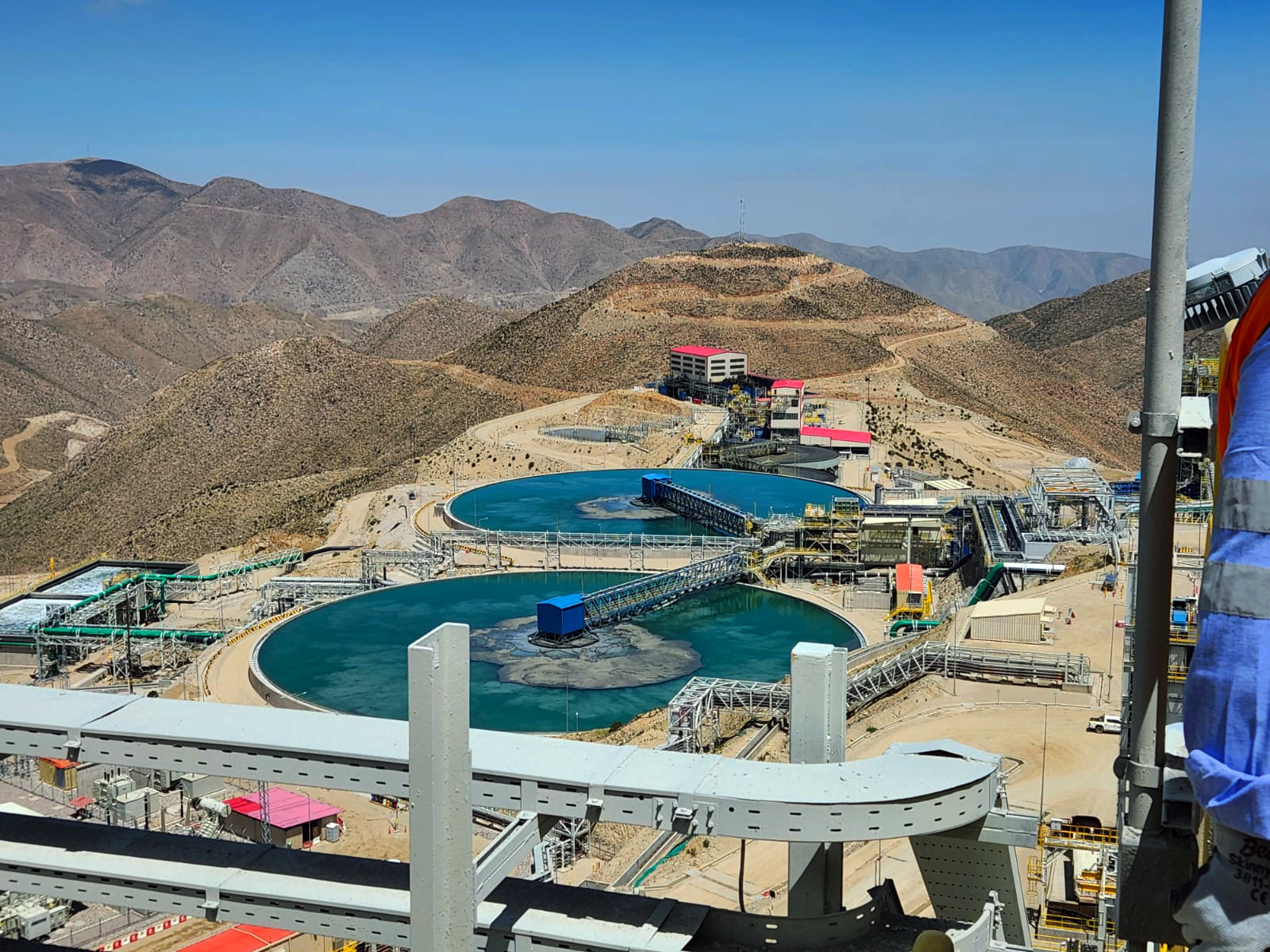 Preparándonos Para El Cambio De Correa De Alta Pendiente en Minera Quellaveco, Perú - Cbtech